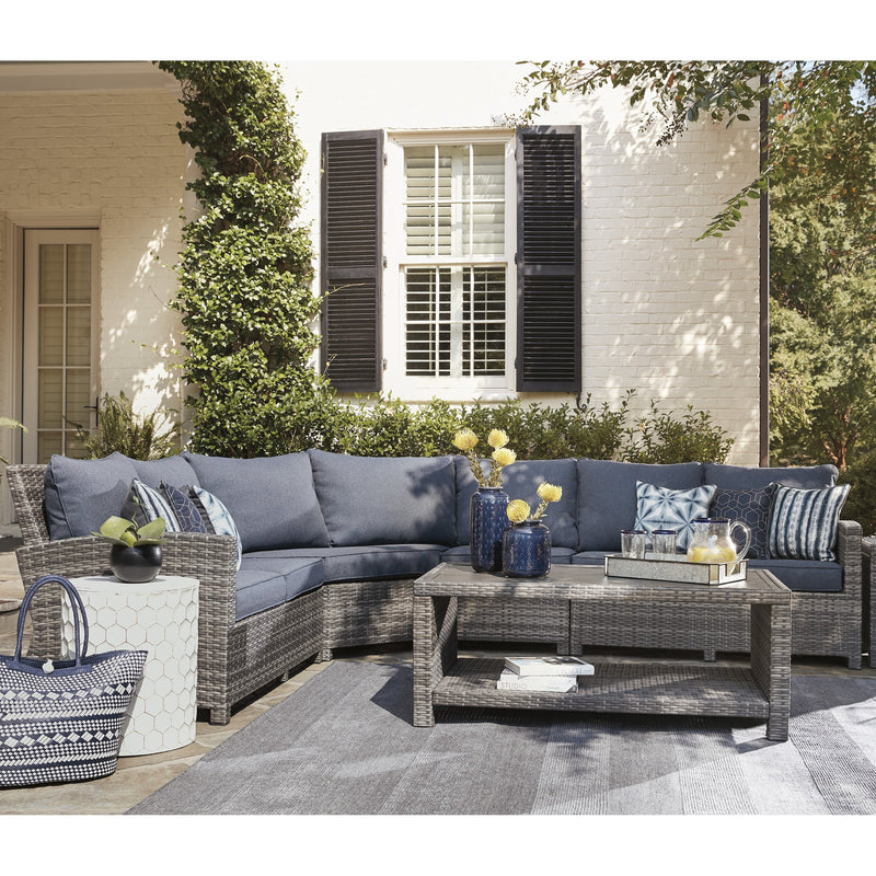 Outdoor Living - peter andrews